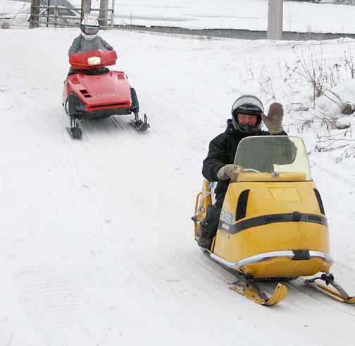 Vintage ride draws 100 classic sleds | Area Events | messagemedia.co