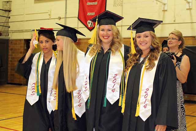 Graduation 2014 - Aitkin and McGregor | Aitkin Independent Age ...