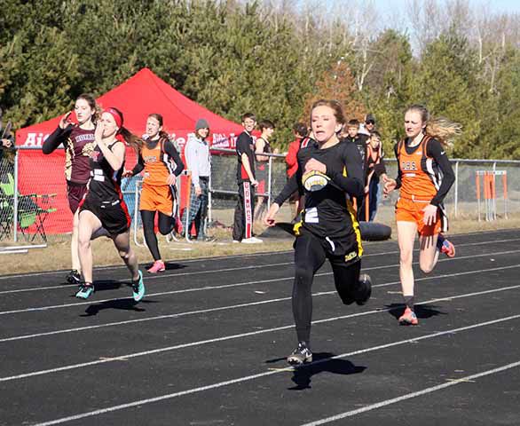Raiders take first on track at Ogilvie | Schools | messagemedia.co