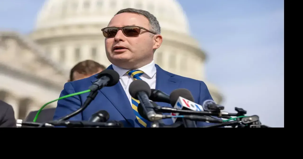 Alex Vindman to kick off state tour, meeting with labor and party ...