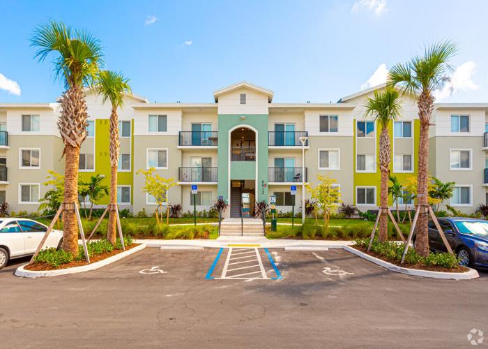 Trouble brews in Liberty Square | Local News & Updates | The Miami ...