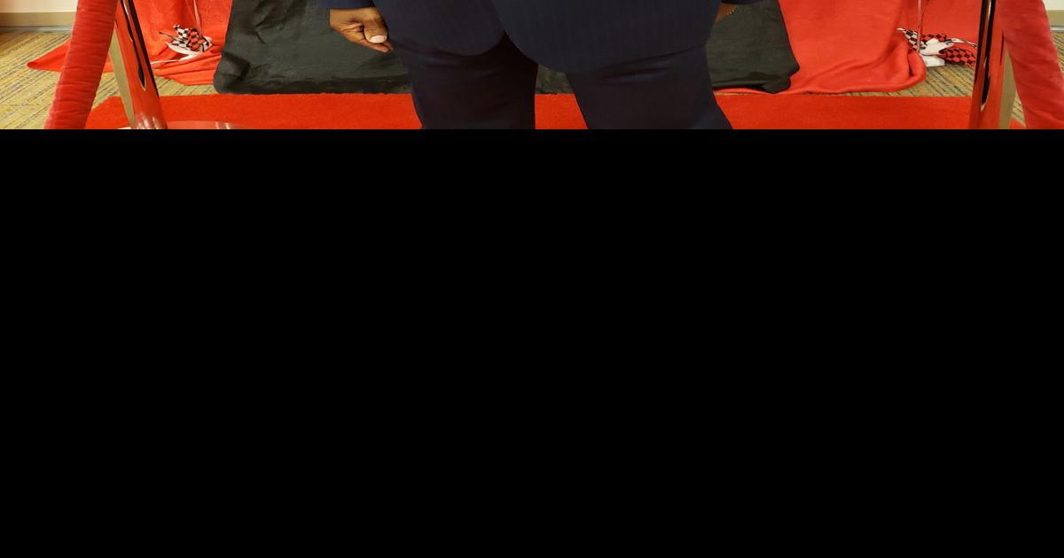 Rolle to the polls: Former Miami-Dade commissioner announces run for ...