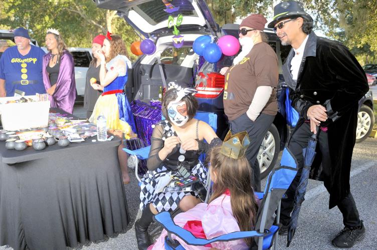 Sun 'N Lake hosts Trunk or Treat | Highlands Sun | midfloridanewspapers.com