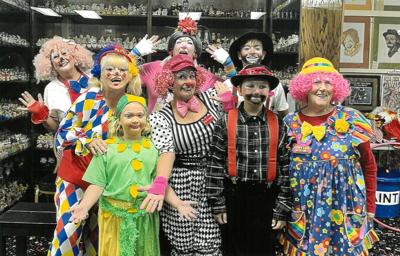 Clowns, young dancers entertain each other | News ...