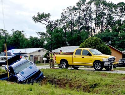 Cars collide at sharp-angle intersection | News | midfloridanewspapers.com