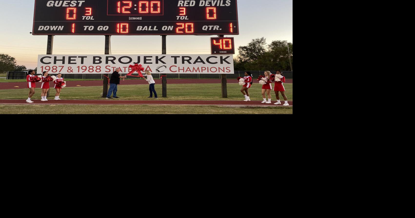AP unveils new track, scoreboard | Local | midfloridanewspapers.com