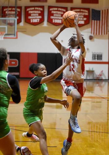 Red Devils get revenge on Green Dragons | Local | midfloridanewspapers.com