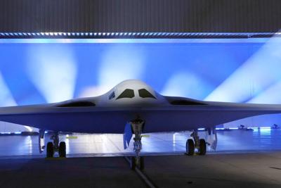 Pentagon debuts its new stealth bomber, the B-21 Raider | Highlands News-Sun ...