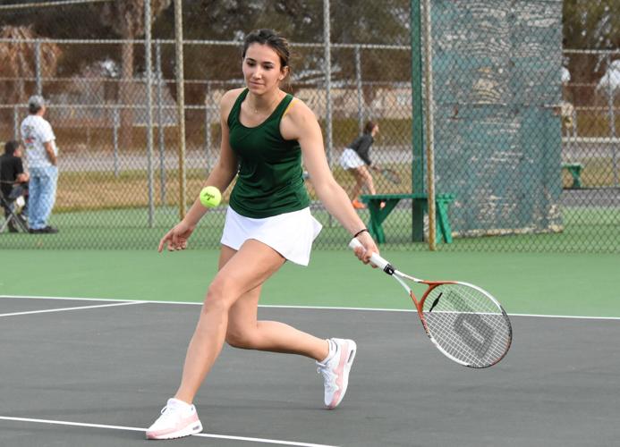 Green Dragons trounce Tigers | Local | midfloridanewspapers.com