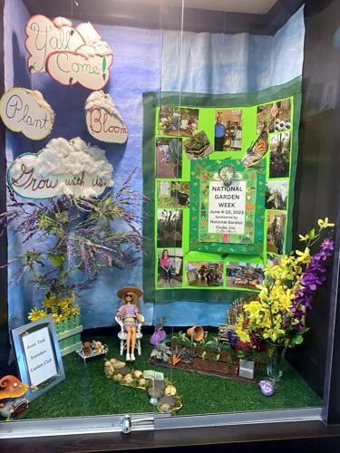 Garden Club back in bloom | Around Town | midfloridanewspapers.com