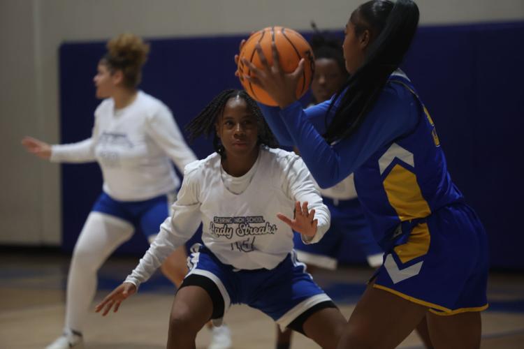 Blue Streaks rebound against Clewiston | Highlands News-Sun ...