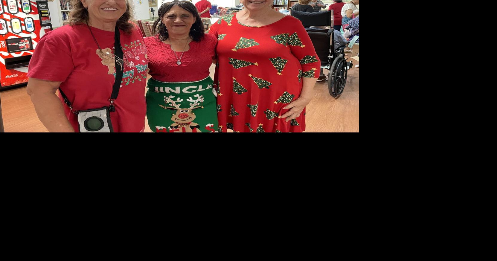 Santa's elves spotted at Sunny Hills ALF | Highlands Sun ...