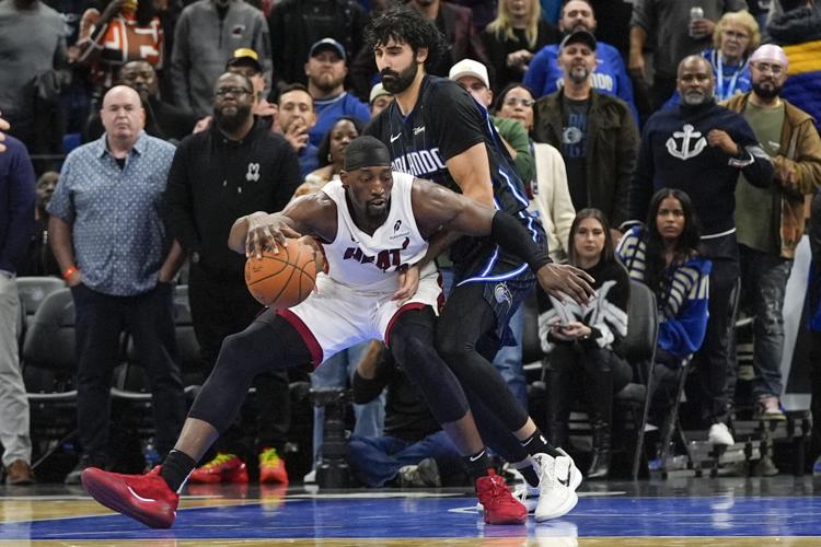 Magic celebrate an enormous comeback | Sports | midfloridanewspapers.com