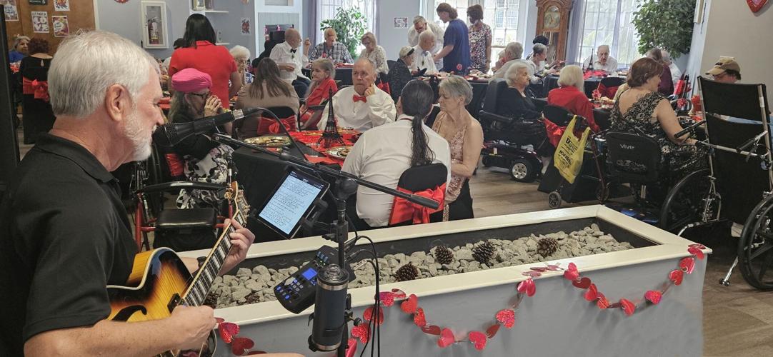 Seniors enjoy a Prom in Paris themed party | News ...