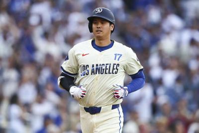 Shohei Ohtani hits 2 homers against Giants | Sports | midfloridanewspapers.com