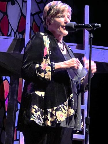 Fringes, feathers and flappers – A night at the Zenon Awards ...