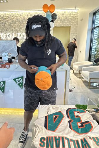 Heisman trophy winner promotes Highsman in Highlands | News ...