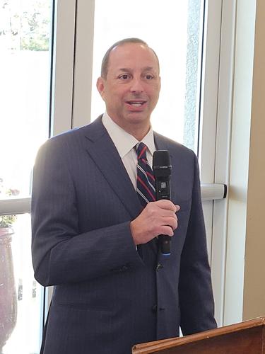 Sebring High Show Choir offers merry harmonies at chamber breakfast ...