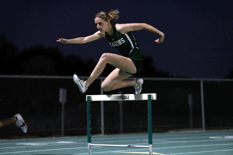 Red Devils grab wins on the track | Local | midfloridanewspapers.com