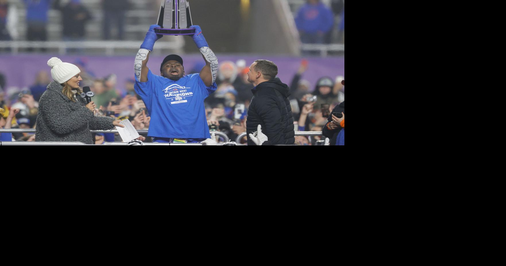 No. 10 Boise State grabs CFP spot, beating No. 19 UNLV 21-7 in Mountain ...