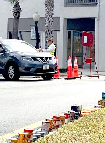 Donations trickle in slow during Circle of Cans | Highlands News-Sun ...