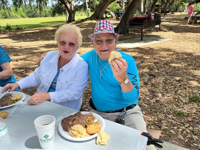 Tour teaches how agriculture affects community | Highlands Sun ...