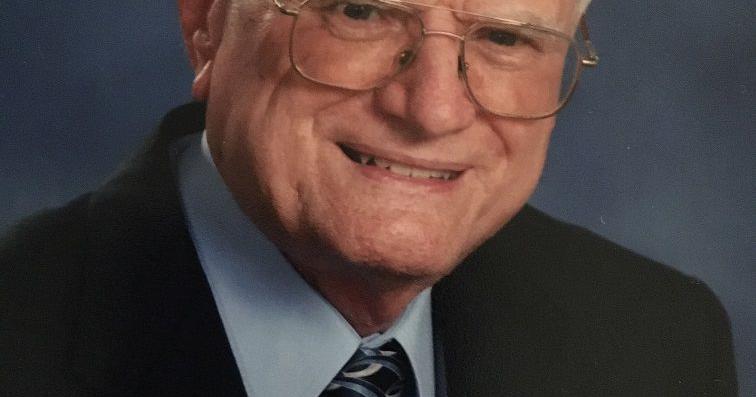 Raymond “Ray” Ordell Halverson | Obituaries | midfloridanewspapers.com