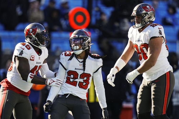 Buccaneers clinch NFC South title with 9-0 win over Panthers | Local ...