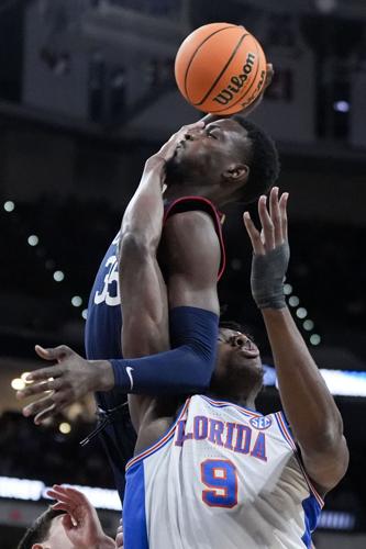Florida ends UConn's bid for third straight national title with 77-75 ...
