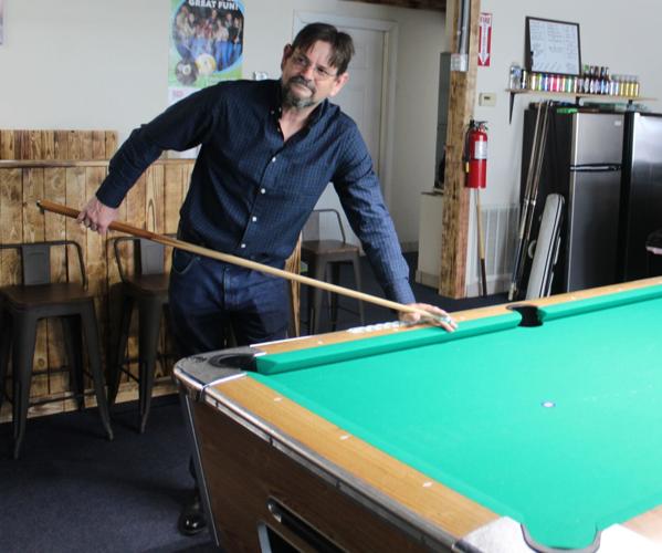 MisCue: Where people gather for billiards | Highlands News-Sun ...