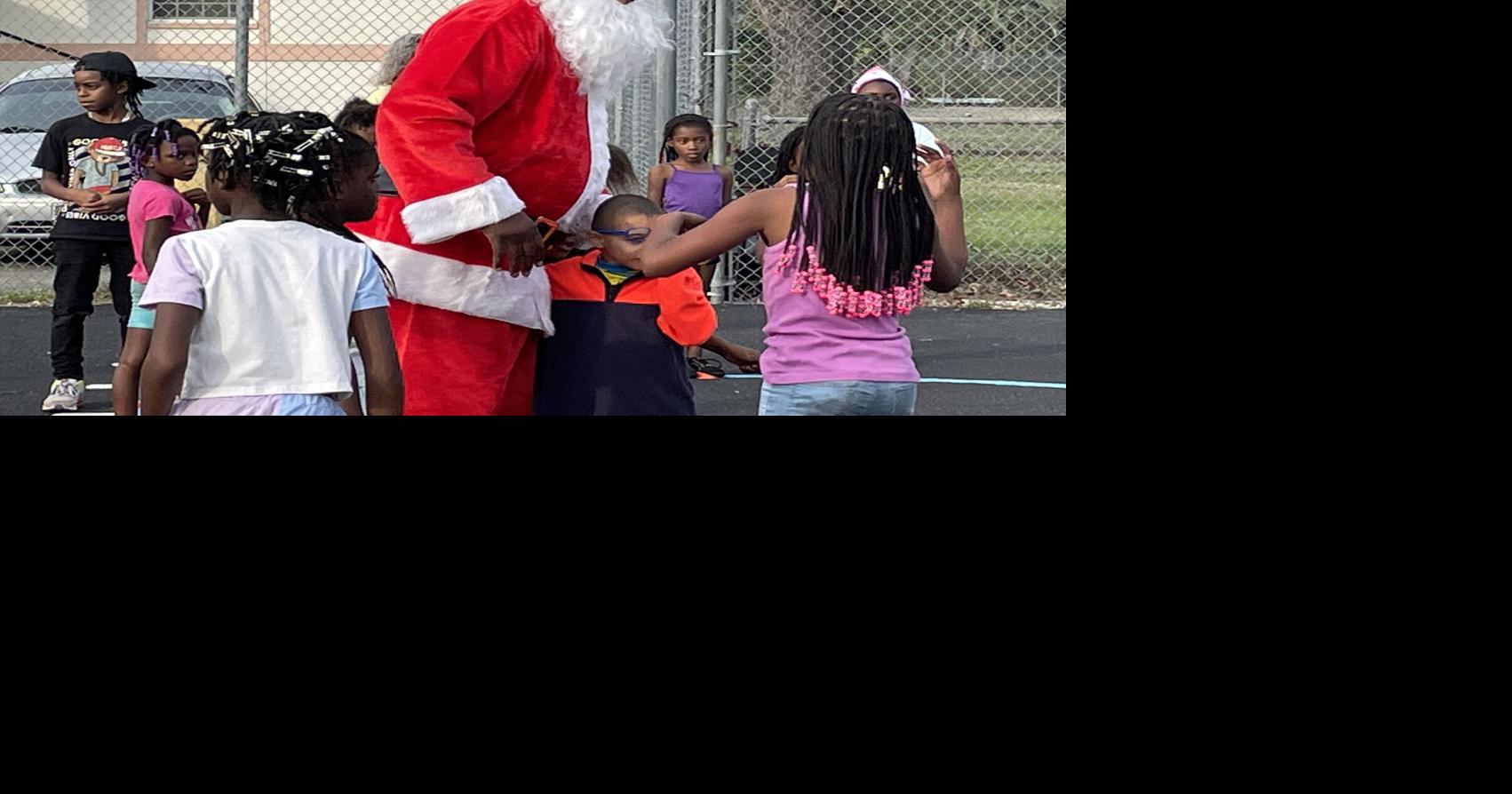 Santa needs help filling his sleigh | Highlands News-Sun ...