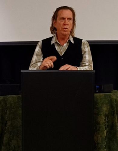 Storyteller event brings a crowd, celebrates art of storytelling ...