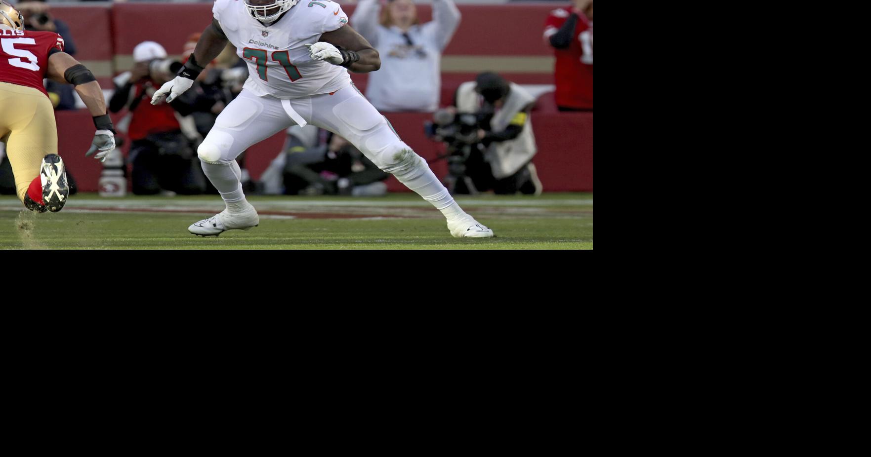 Bills sign Brandon Shell to add veteran offensive line ...