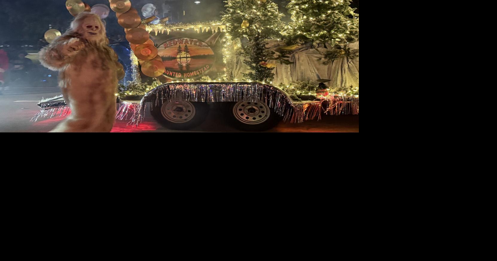 Christmas parade lights up Avon Park | News | midfloridanewspapers.com