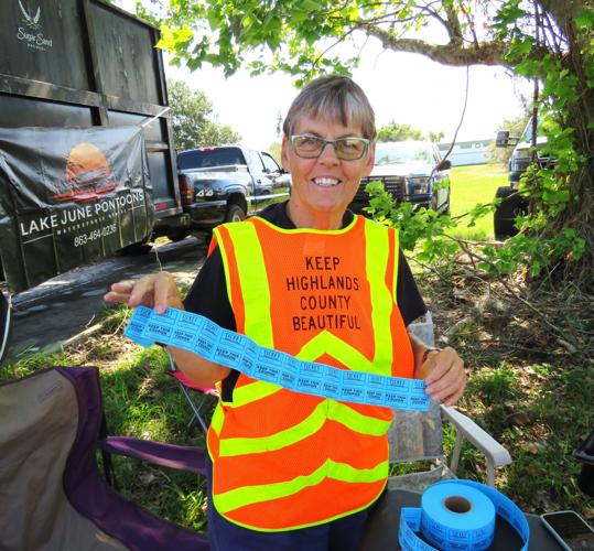 Residents ‘down in the dumps’ on Earth Day | | midfloridanewspapers.com