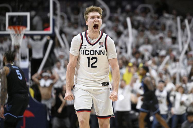 Top-ranked UConn beats Villanova 78-54 | National ...