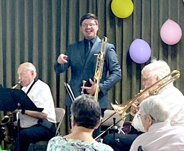 Puttin’ on the glitz: Highlands County Concert Band sends 'ambassadors ...