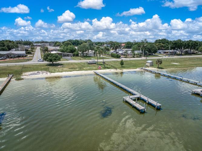 Welcome to life on Lake Jackson | Highlands Homes ...