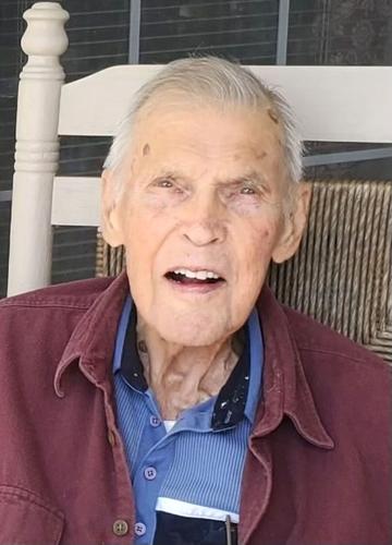 Robert J. Essenberg | Obituaries | midfloridanewspapers.com