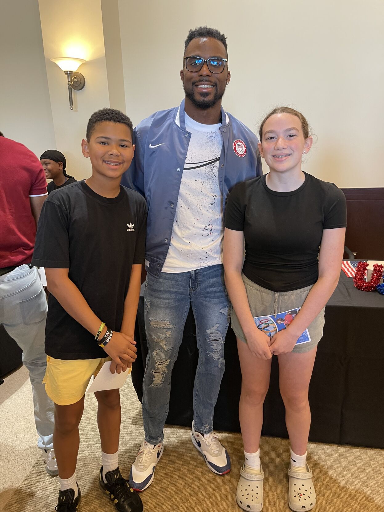 Excited fans meet their Olympic track heroes in Clermont | News ...