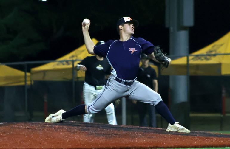 Panthers fight for first round win | Local | midfloridanewspapers.com