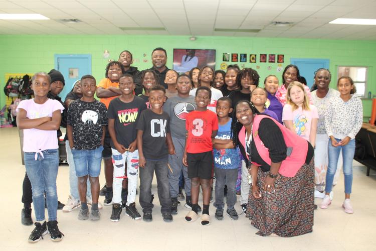 Thomas 'Flash' Gordon climbs the mound | News | midfloridanewspapers.com