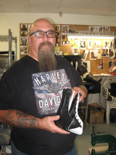 Phoenix Shoe Repair puts their best foot forward in Sebring | | midfloridanewspapers.com