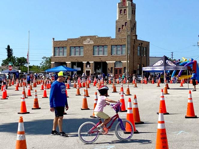 Kids Bike Rodeo brings out 250 kids, 500 people | Highlands News-Sun ...