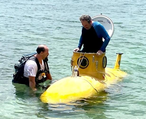 Divers train in a yellow submarine | Highlands News-Sun ...
