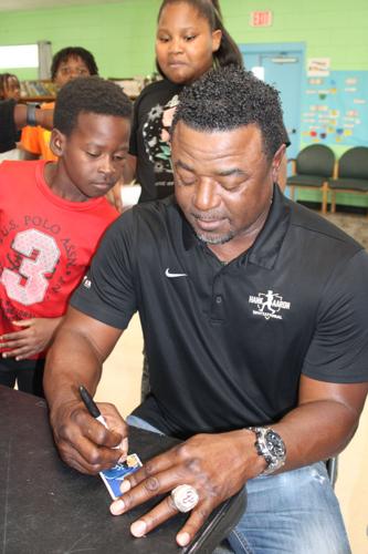 Thomas 'Flash' Gordon climbs up a different mound | Highlands Sun ...