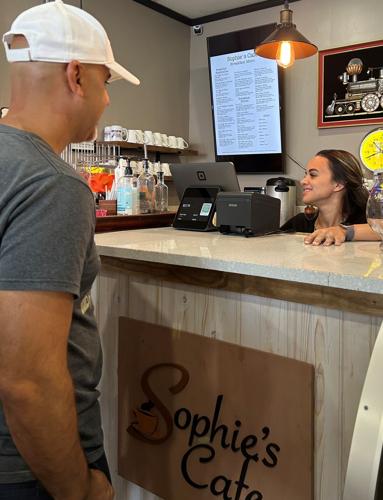 Sophie's Cafe expanding to downtown Sebring | | midfloridanewspapers.com