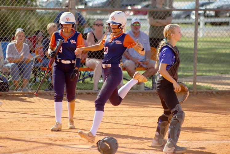 Panthers grab series win over Lakehawks | Local | midfloridanewspapers.com