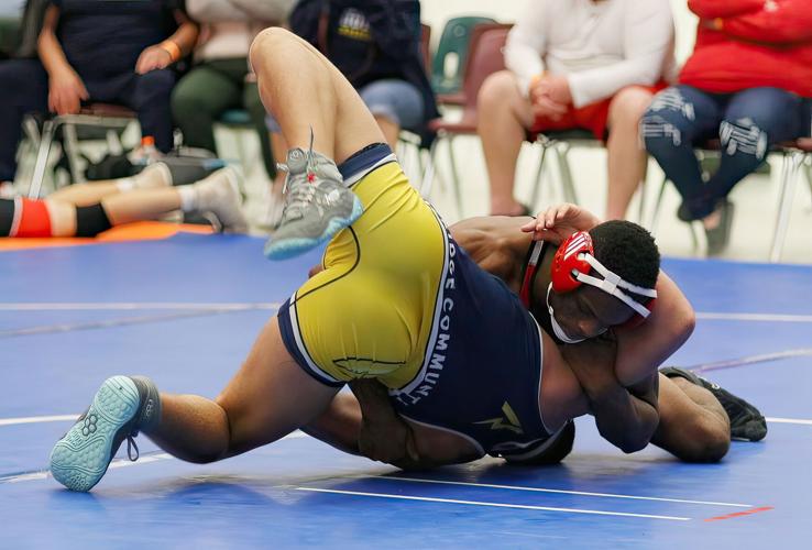 Wrestling | Highlands News-Sun | midfloridanewspapers.com