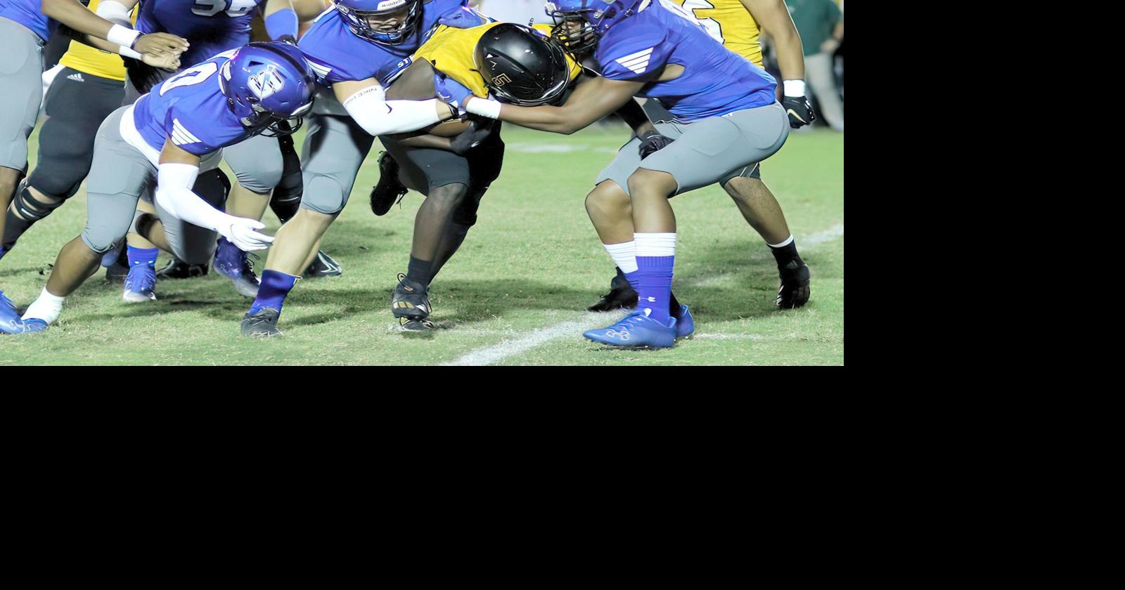 Blue Streaks tame Mustangs | Highlands News-Sun | midfloridanewspapers.com